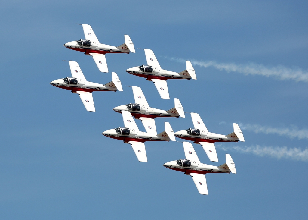 RCAF Snowbirds: Nine Moose Jaw Snowbirds in North American Skies