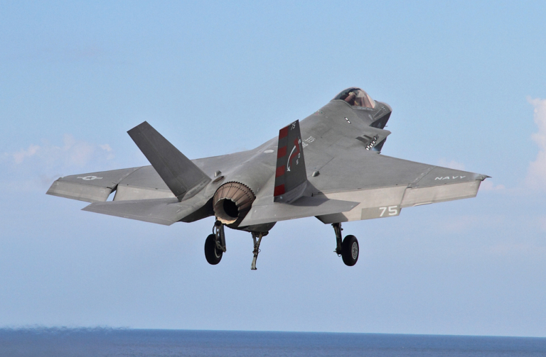 F-35C Lightning II JSF Completes Final Round of Carrier Testing