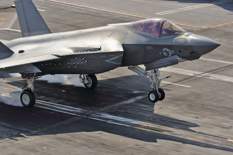 F-35C Lightning II JSF Completes Final Round of Carrier Testing