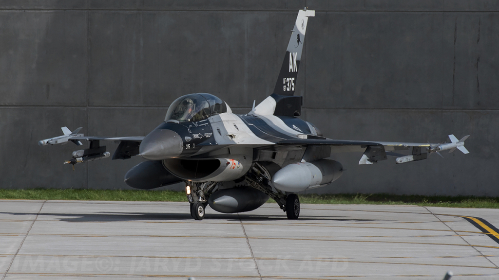 Shining Diamond: Diamond Shield 2017