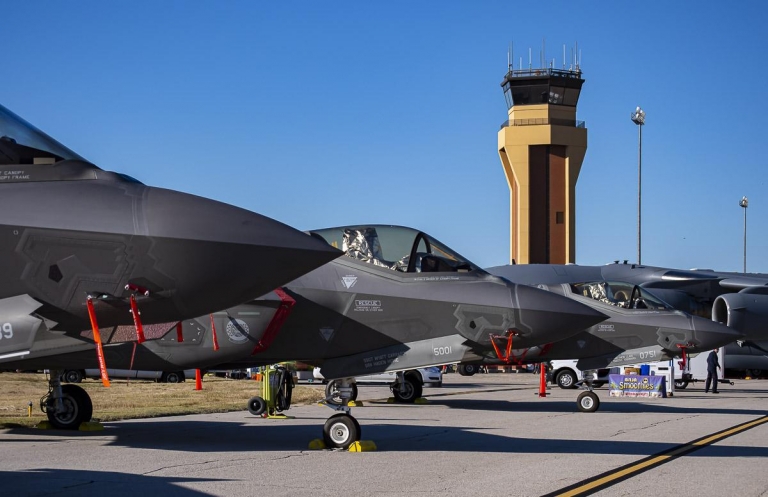 ‘THE GUARDIANS OF FREEDOM’ AIR SHOW AND OPEN HOUSE CELEBRATING THE 75TH ...