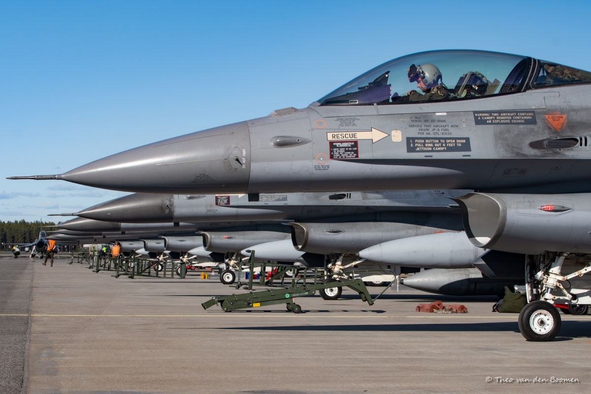 RNLAF: 312 “Bonzo“ Squadron Falcon Sundown